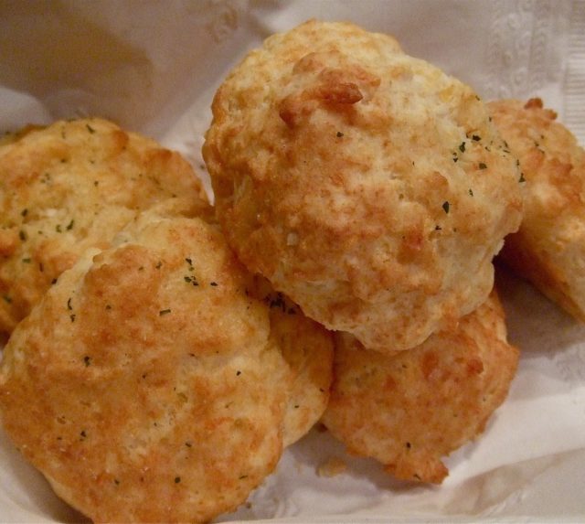 Red Lobster Cheddar Bay Biscuits Recipe - Red Lobster Recipes