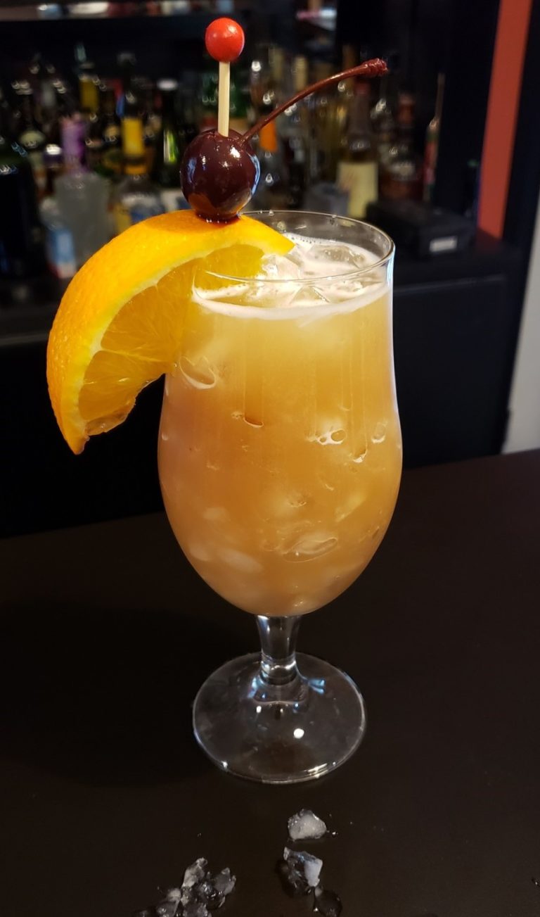 Hard Rock Cafe Bahama Mama Cocktail Recipe - Hard Rock Cafe Recipes