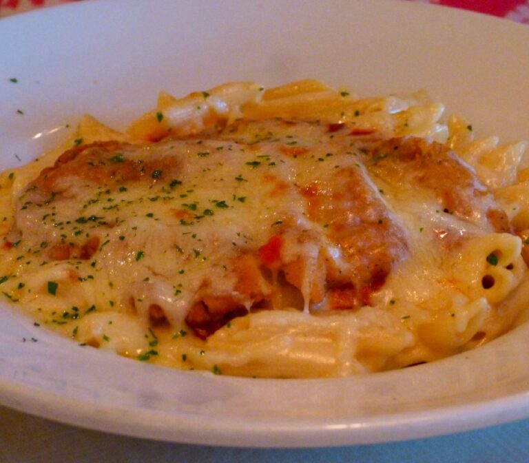 Ruby Tuesday Parmesan Chicken Pasta Recipe