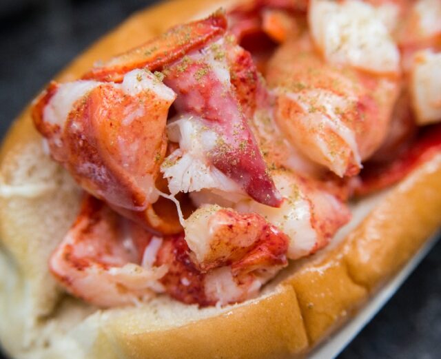Luke's Lobster Lobster Roll Recipe - Secret Copycat Restaurant Recipes