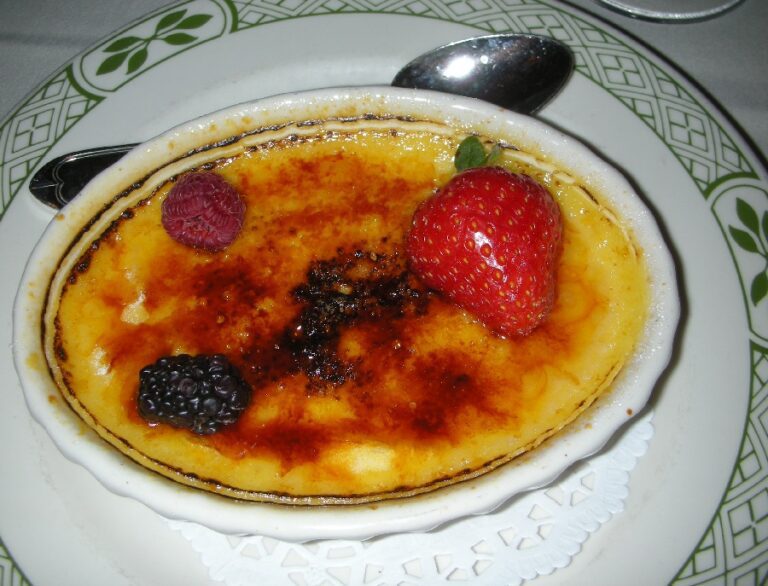 Village Tavern Crème Brûlée Recipe - Secret Copycat Restaurant Recipes