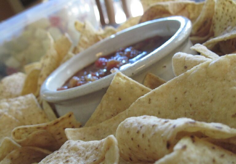 Chevys Fresh Mex Fresh Salsa Recipe - Secret Copycat Restaurant Recipes