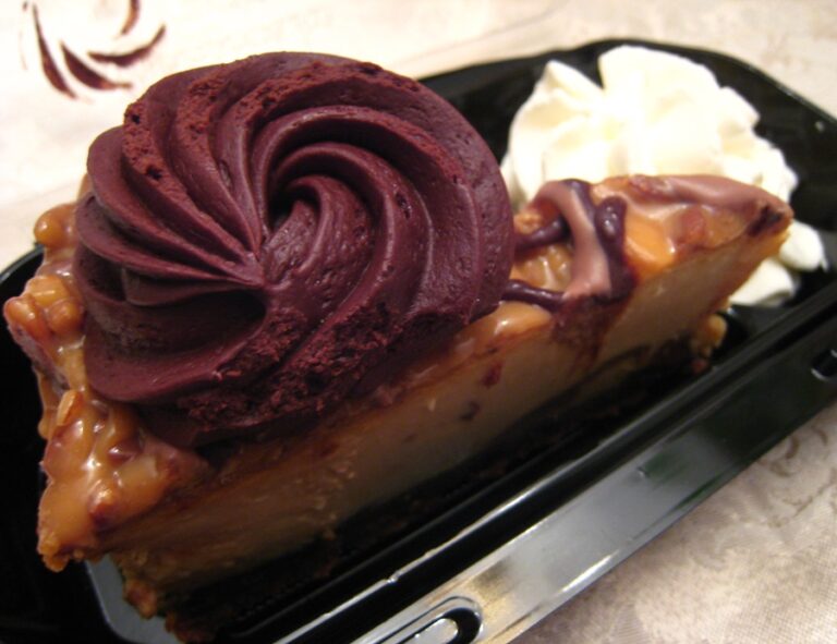 Cheesecake Factory Caramel Pecan Turtle Cheesecake Recipe - Secret ...