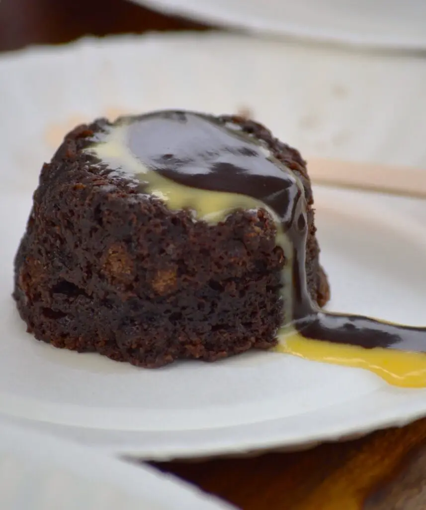 Ruby Tuesday Chocolate Lava Cake Recipe - Secret Copycat Restaurant Recipes