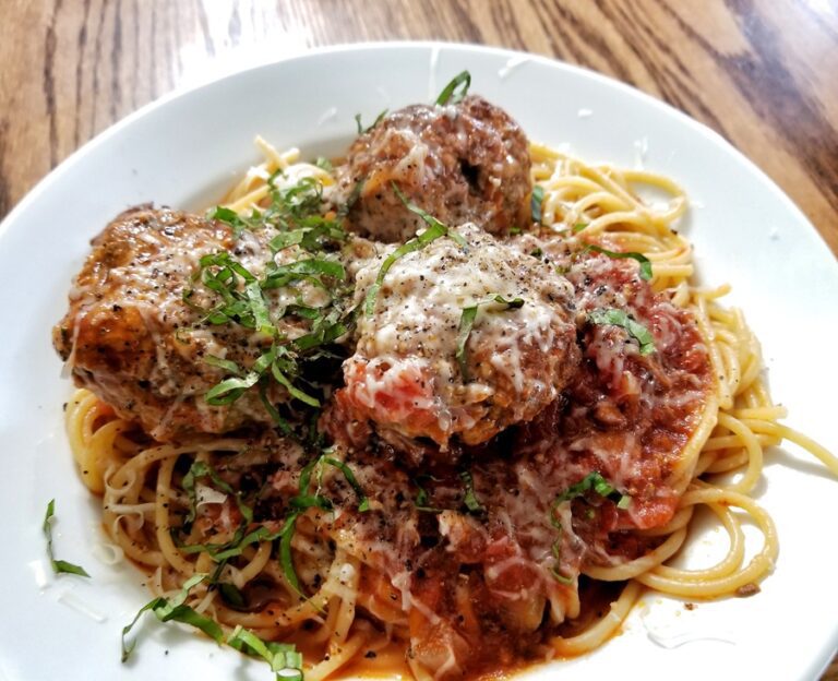 The Spaghetti Warehouse Meatballs Copycat Recipe - Secret Copycat ...